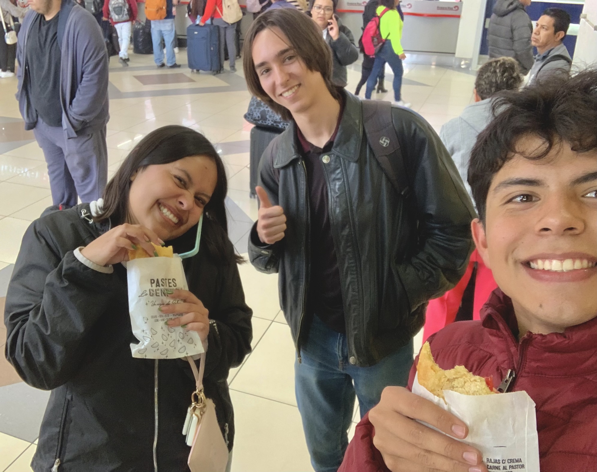 Mi Primer Viaje a Europa | Luigi Velázquez Vega